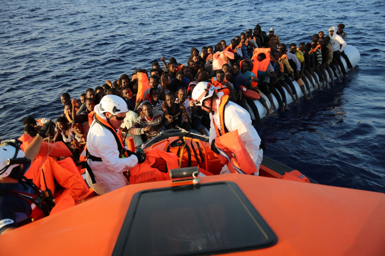 Let’s use words to build bridges - Regina Egle Liotta Catrambone